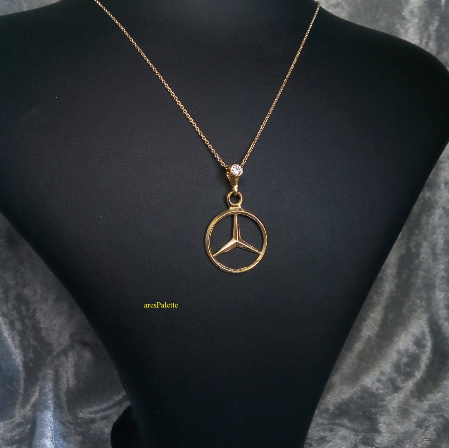 Mercedes Yellow Gold Necklace - Ares Palette
