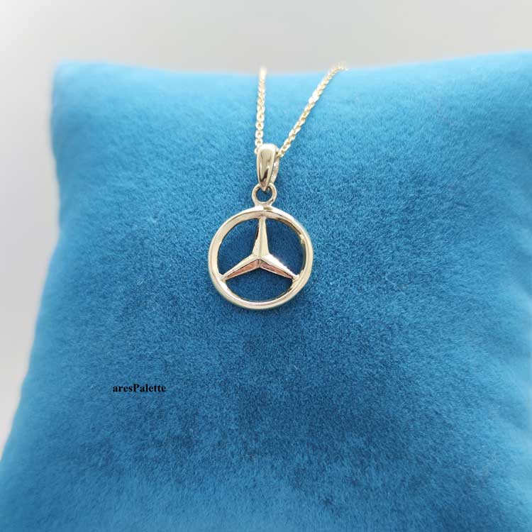 Mercedes Necklace